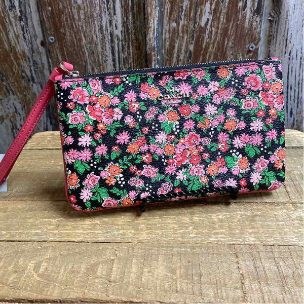 Coach Wallet – The Consignment Chick