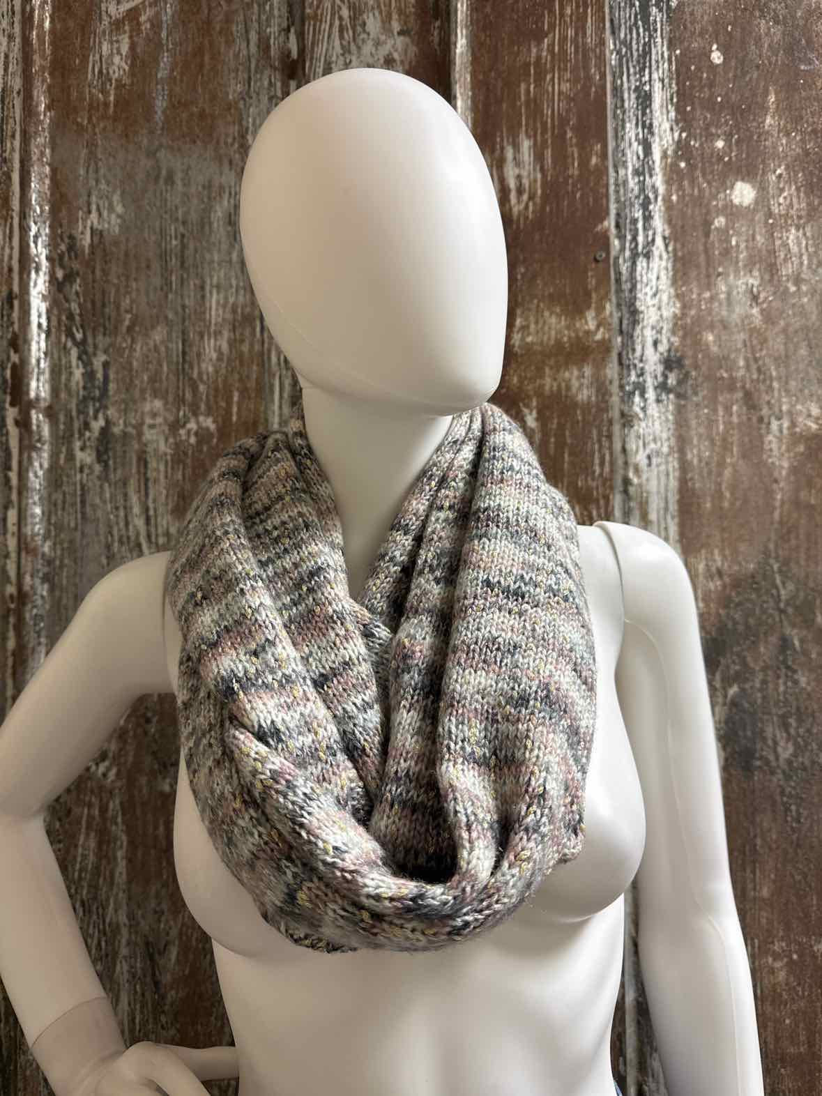 Loft winter scarf – The Consignment Chick