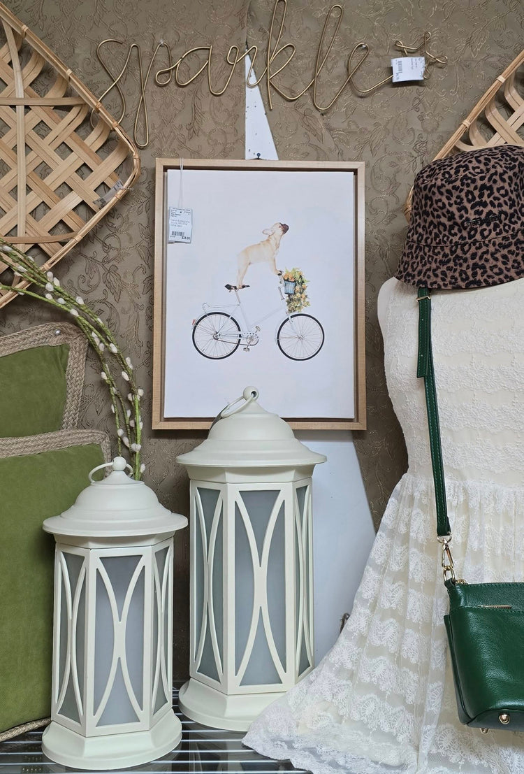 About Us – The Consignment Chick